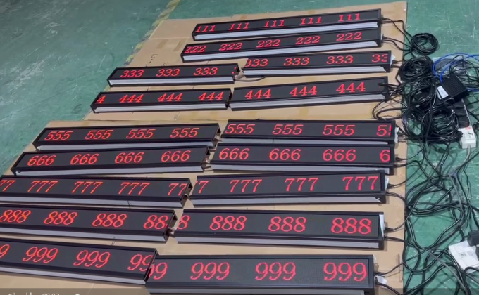 Custom P3mm RGB LED Moving Sign Board With 16port Exchanger
