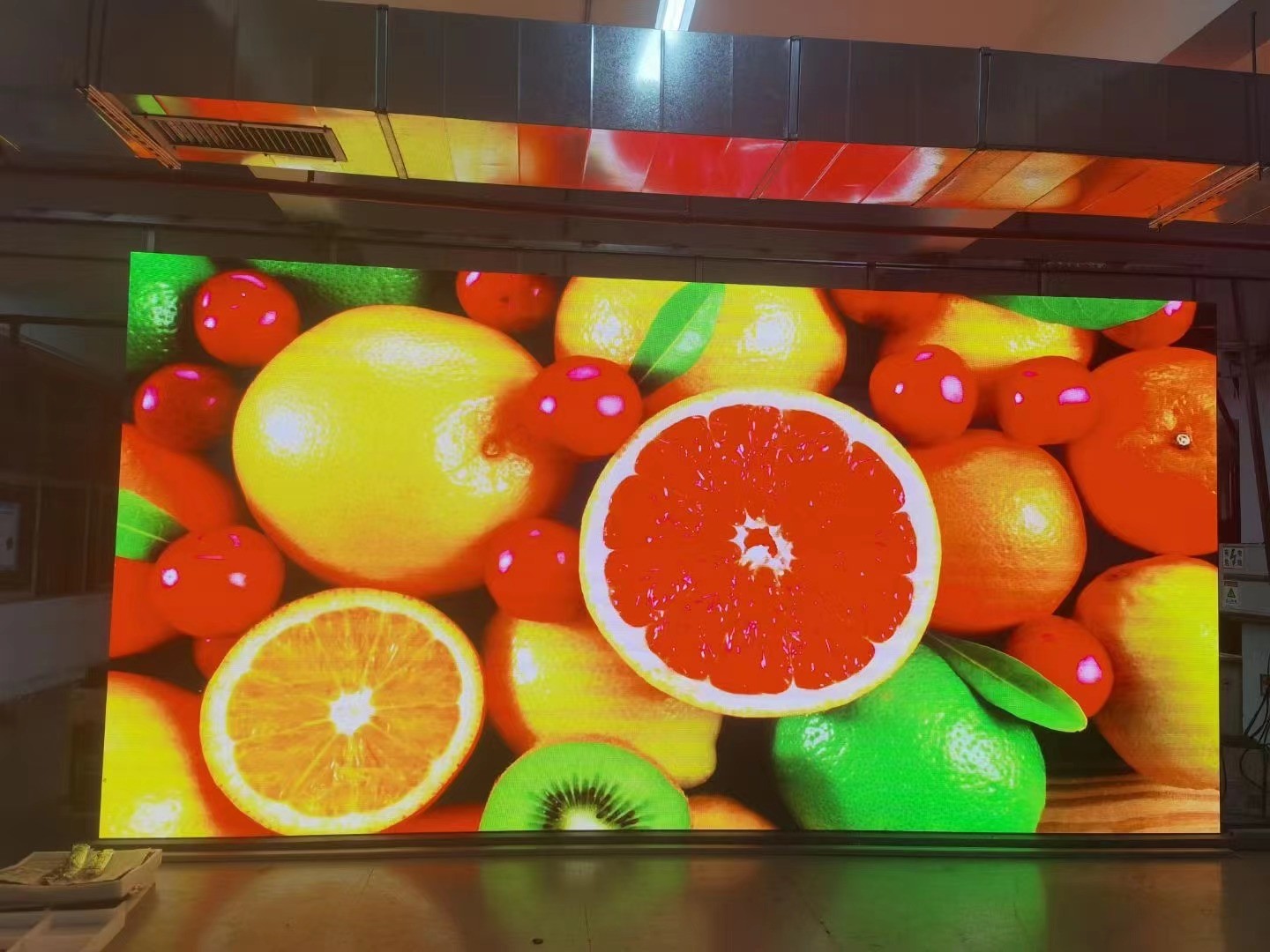 600mcd/m2 Indoor LED Video Display With 1000x250mm Cabinet